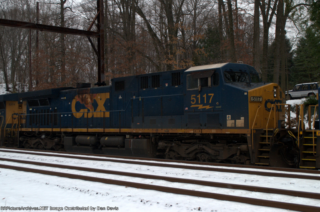 CSX CW44AH 5117 trails on S418-14